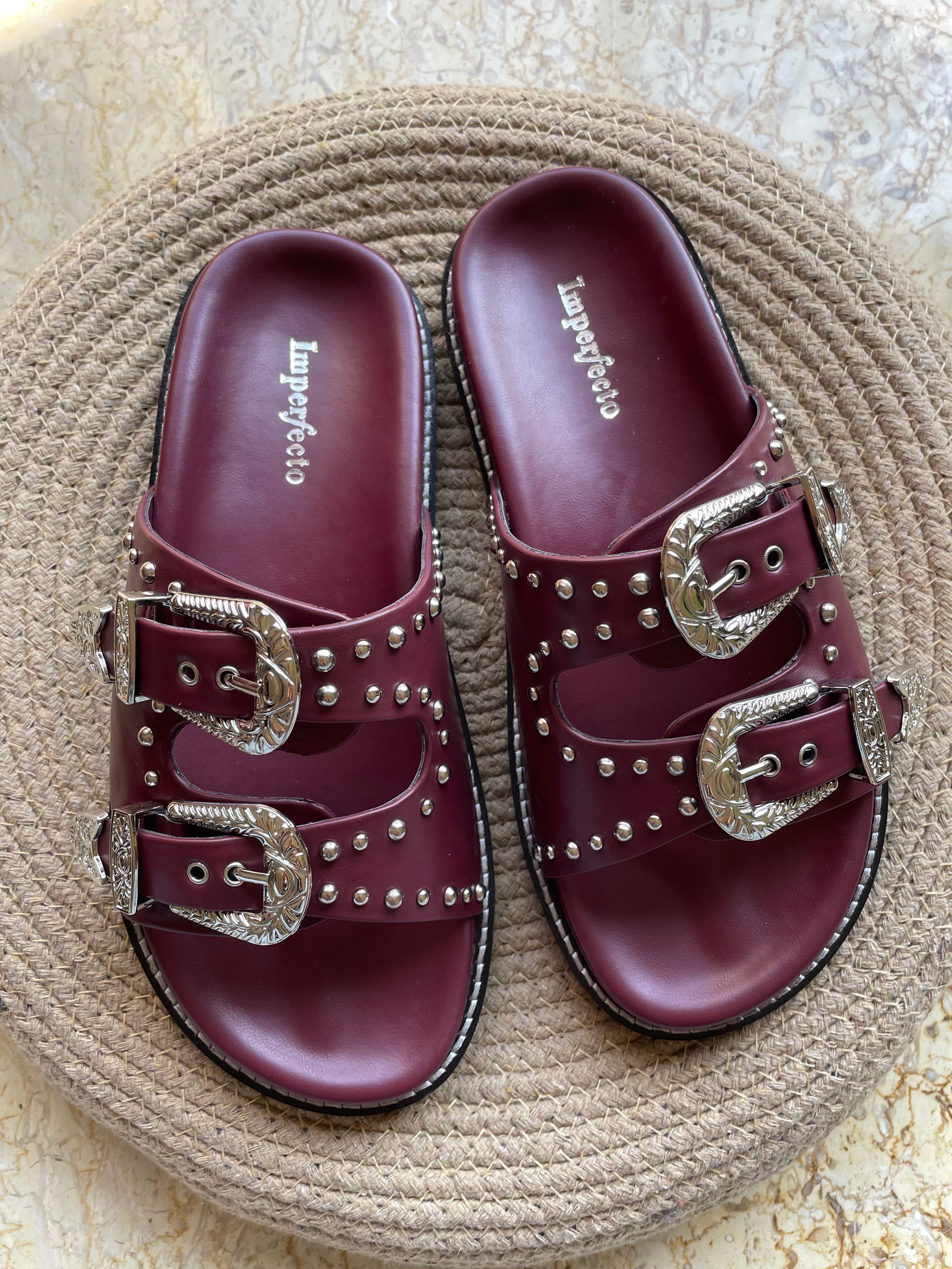Taylor Swift Slider Sandals - Maroon – Imperfecto